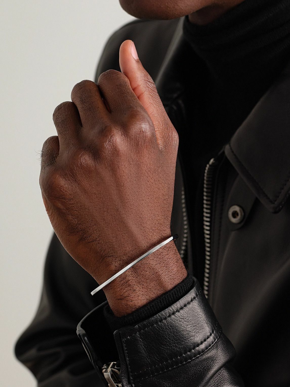 Mateo - Bar Rhodium-Plated Cuff Mateo