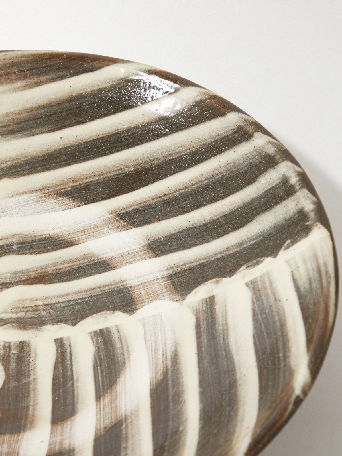 NOMA t.d. - Landscape Products Large Onta Ware Ceramic Plate