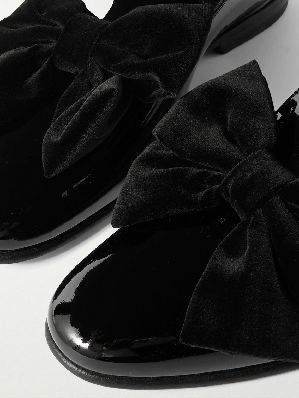 Manolo Blahnik - Janser Velvet-Trimmed Patent-Leather Loafers - Black ...