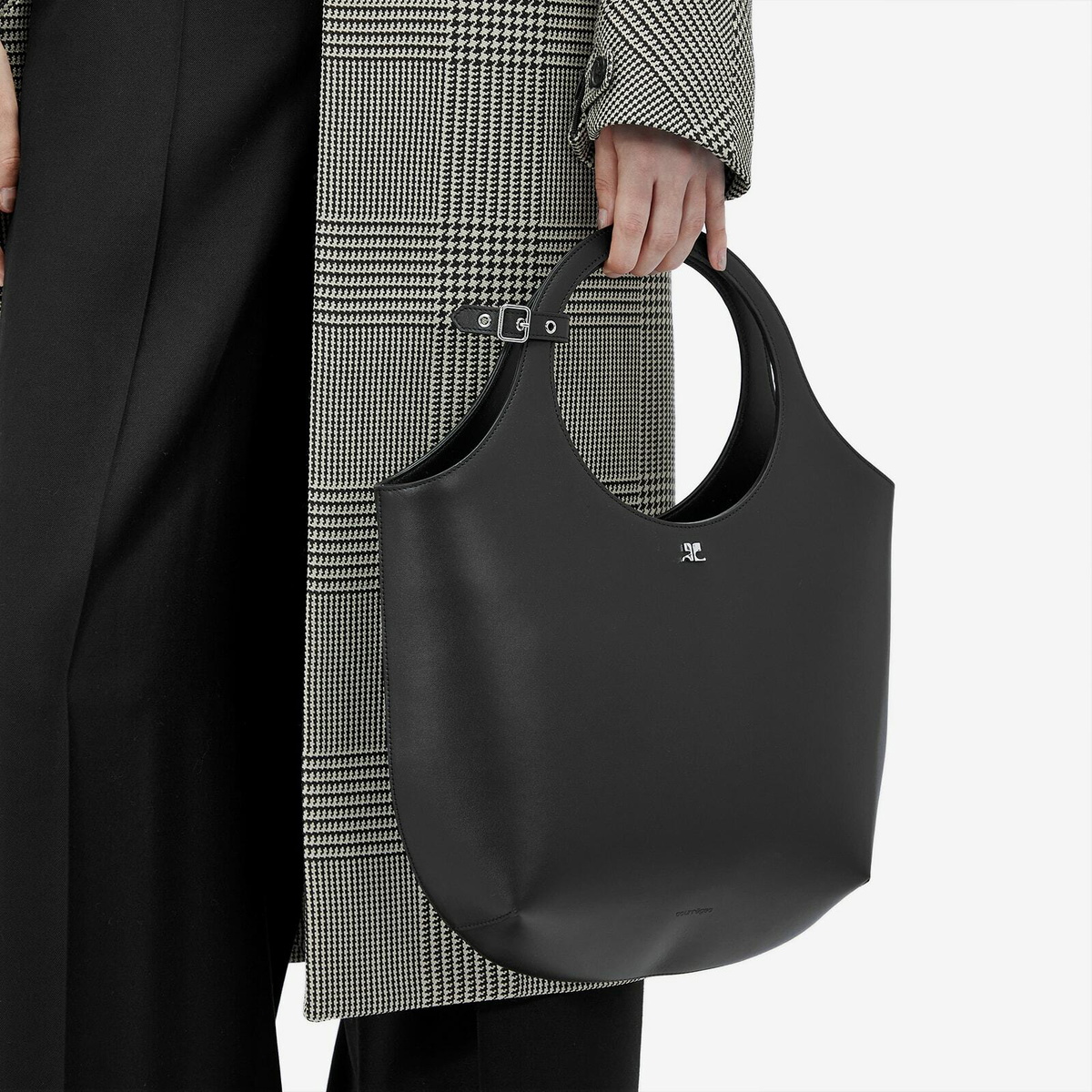 Courrèges Women's Holy Leather Bag in Black Courreges