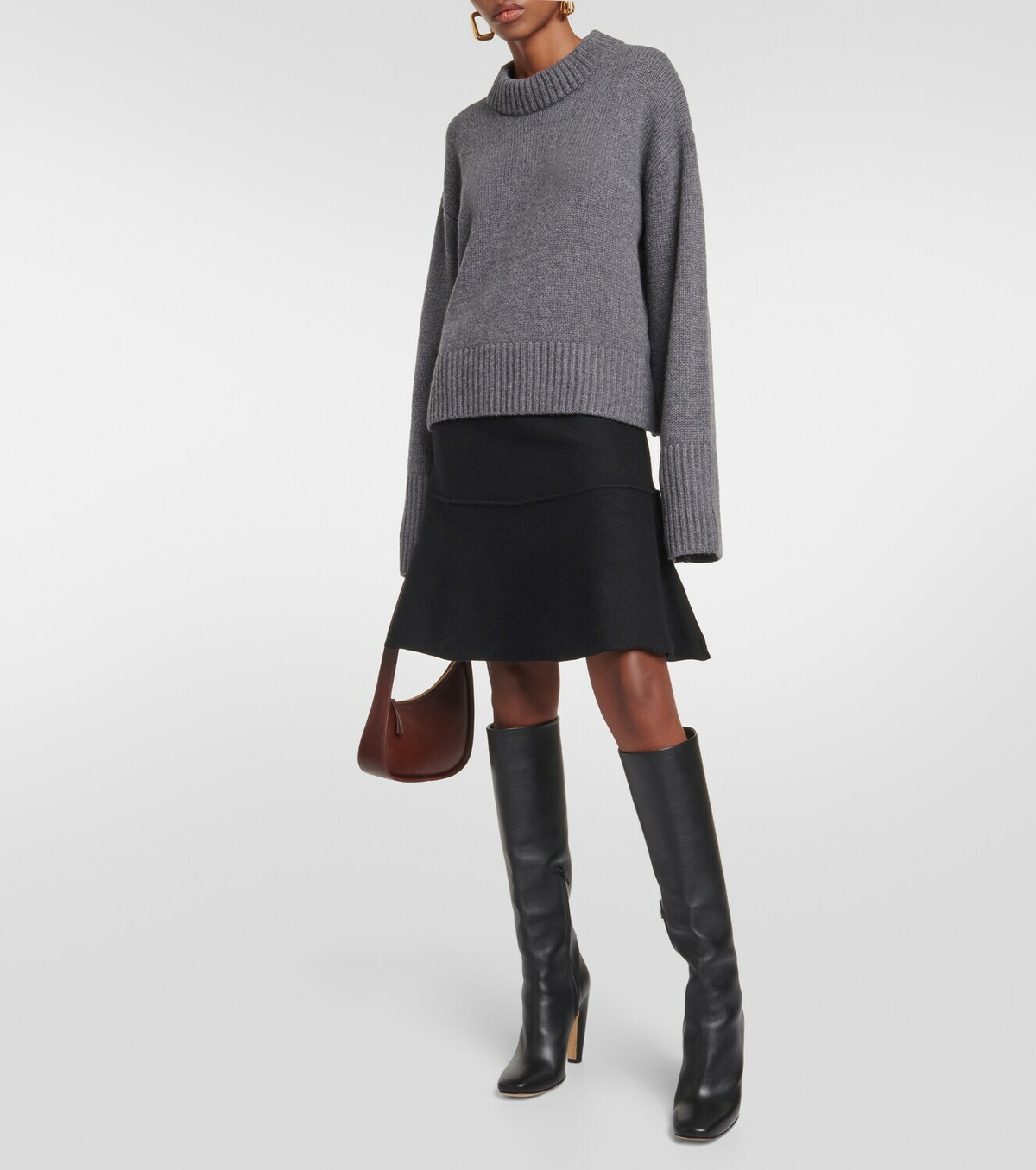 Lisa Yang Sony cashmere sweater Lisa Yang