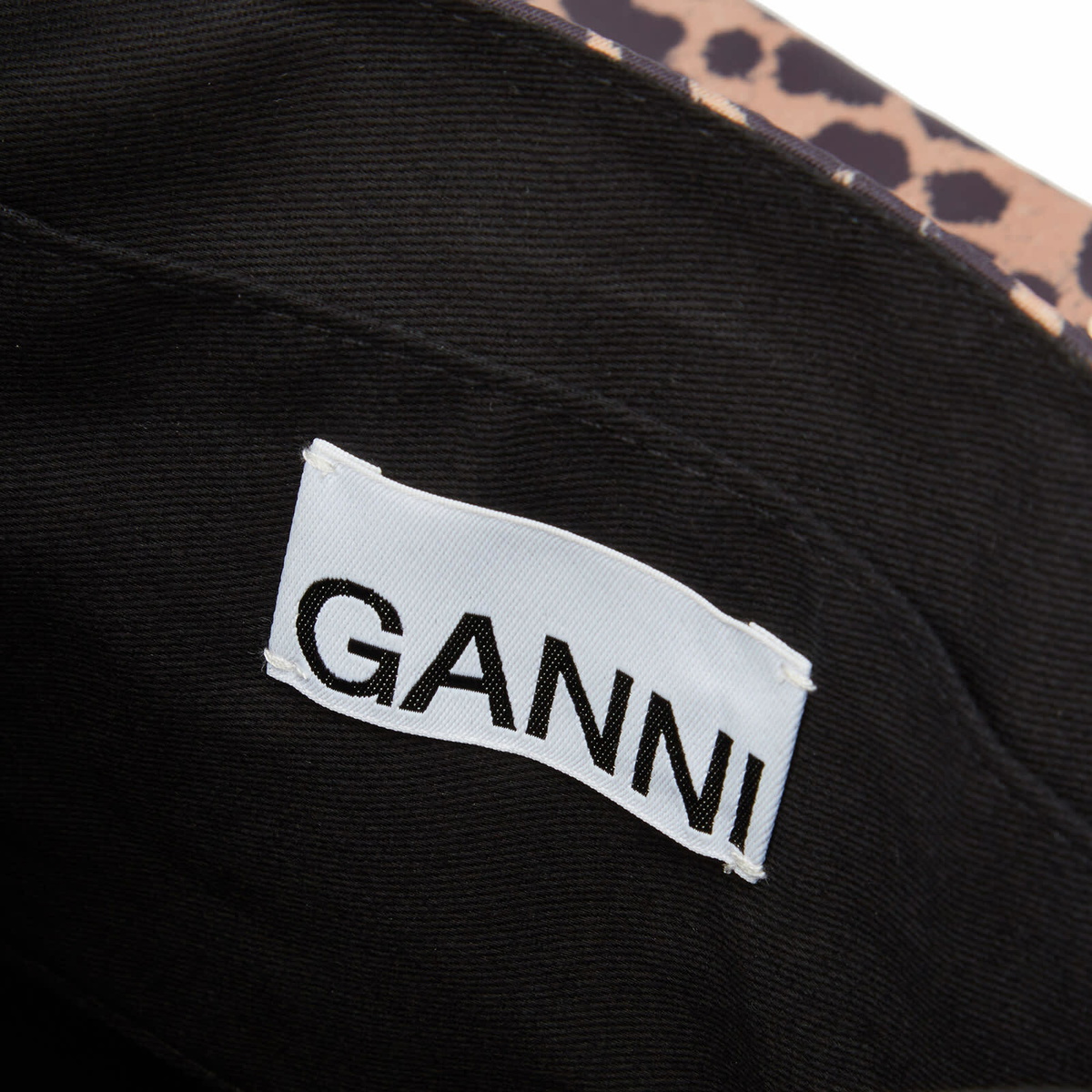 GANNI Women's Knot Flap Over Print in Leopard GANNI