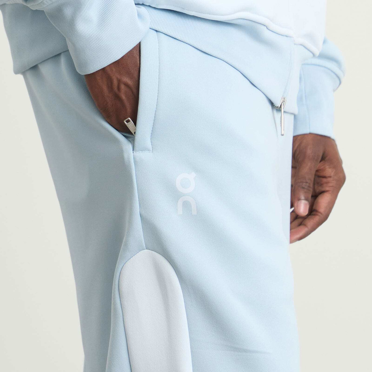 ON Men's IK Track Pants in Chambray/Cascade On