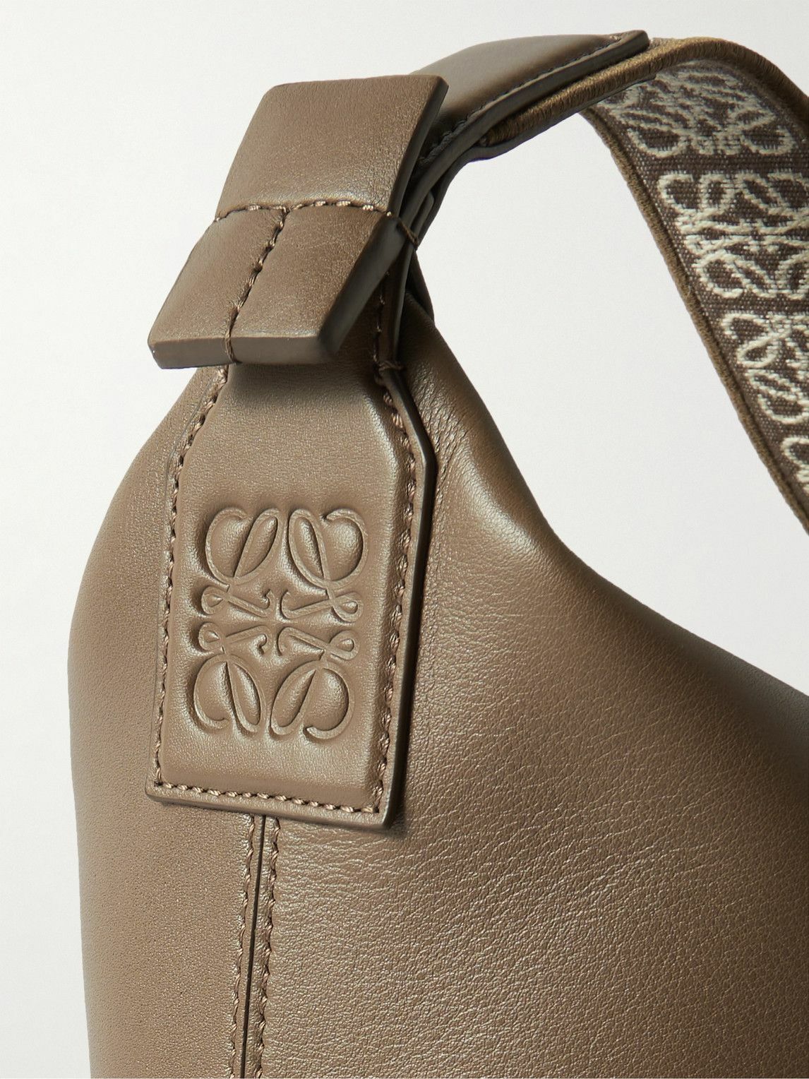 Loewe - Cubi Leather Messenger Bag Loewe