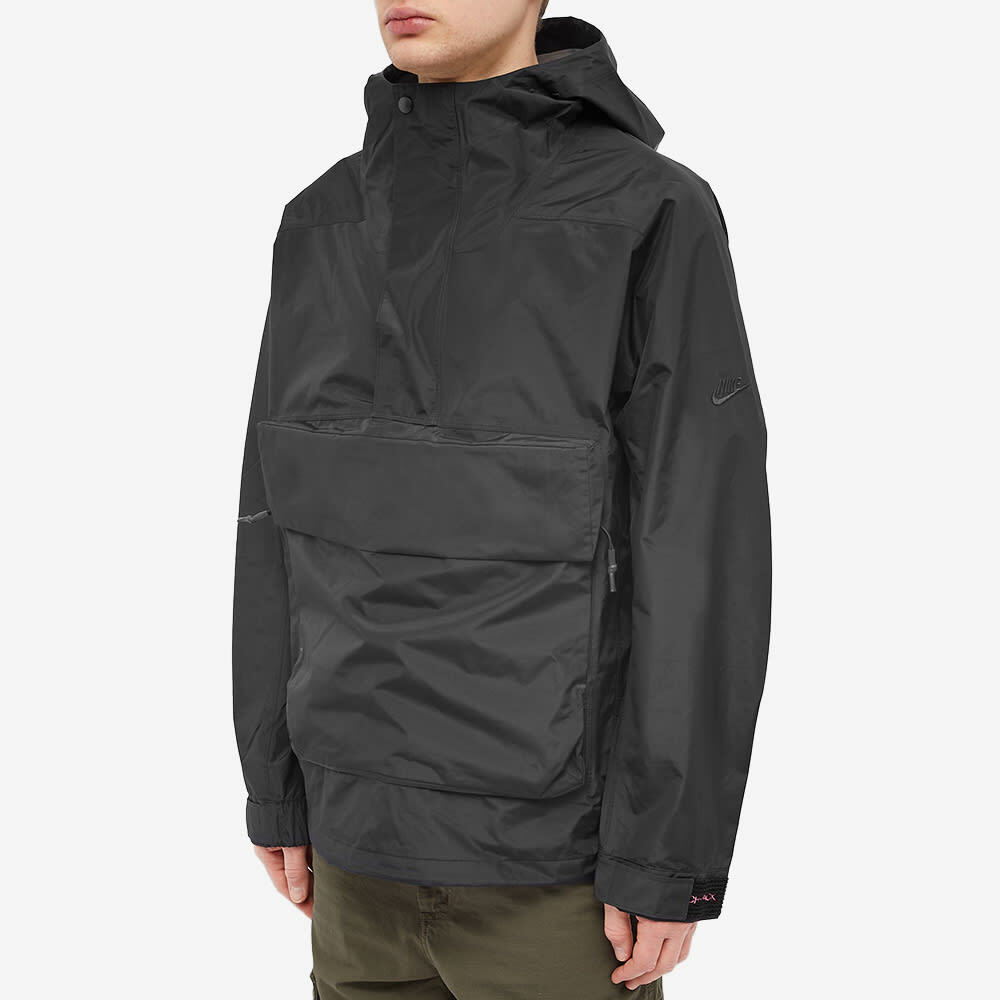 Nike Men's Tech Pack Gore-Tex Anorak in Black Nike