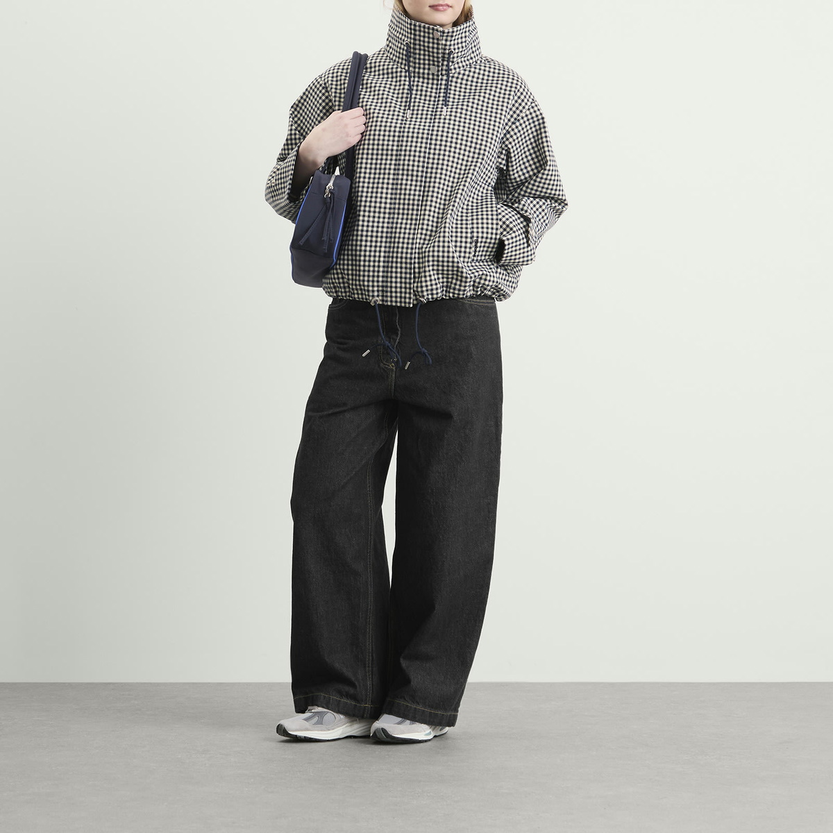 Barbour Women's Bronwyn Check Showerproof Jacket in Navy Gingham Barbour