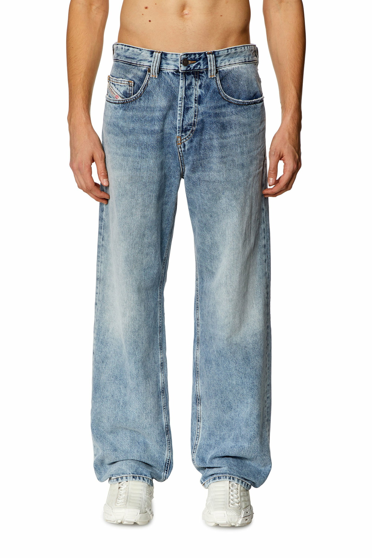 Diesel Relaxed Jeans - 2001 D-Macro - Jeans Mens in Blue Diesel