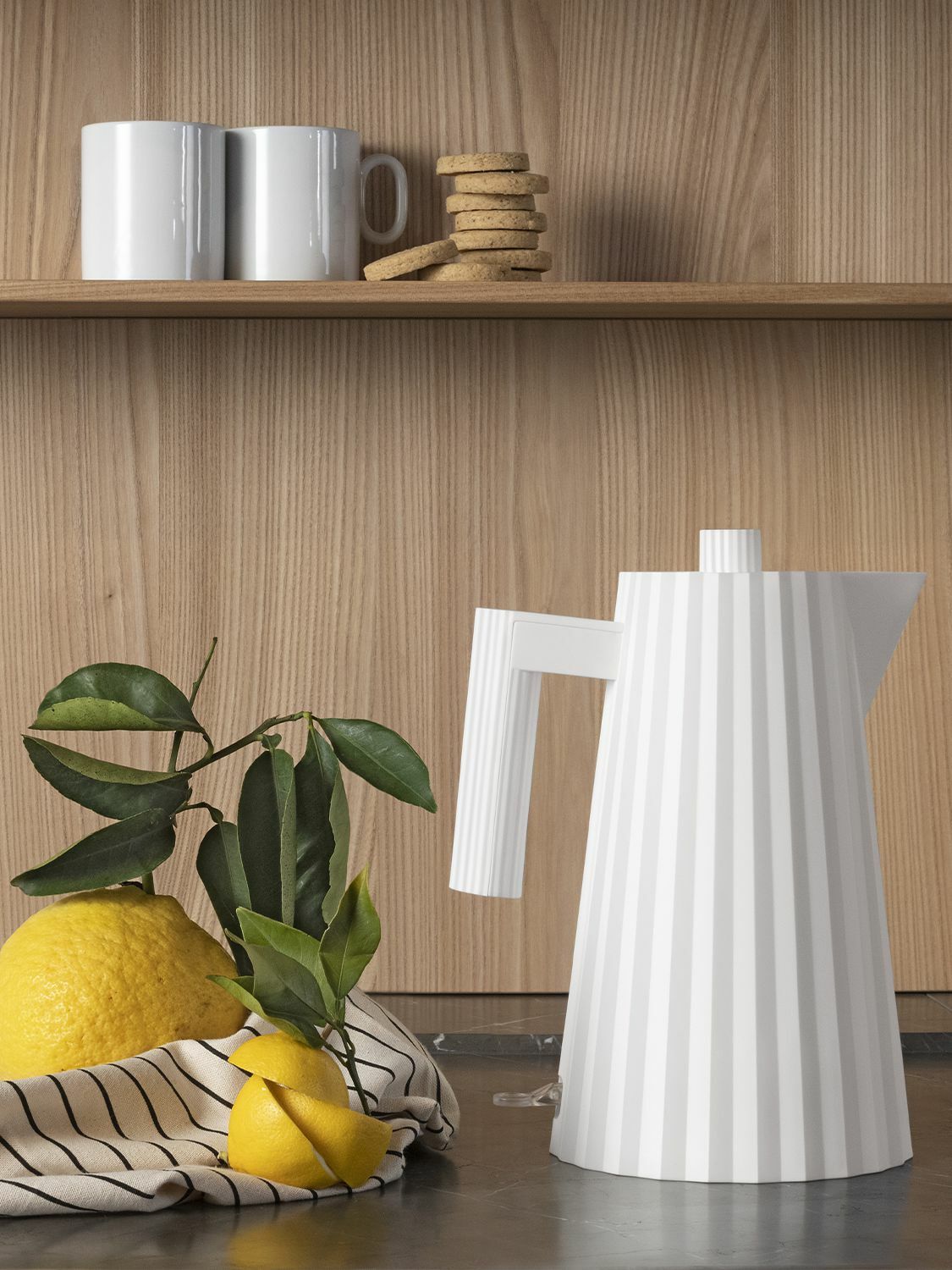 ALESSI - Plissé Electric Tea Kettle Alessi