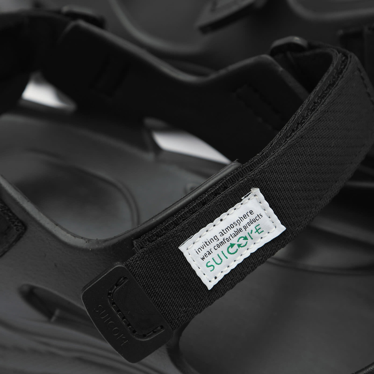 Suicoke Men's WAKE in Black Suicoke