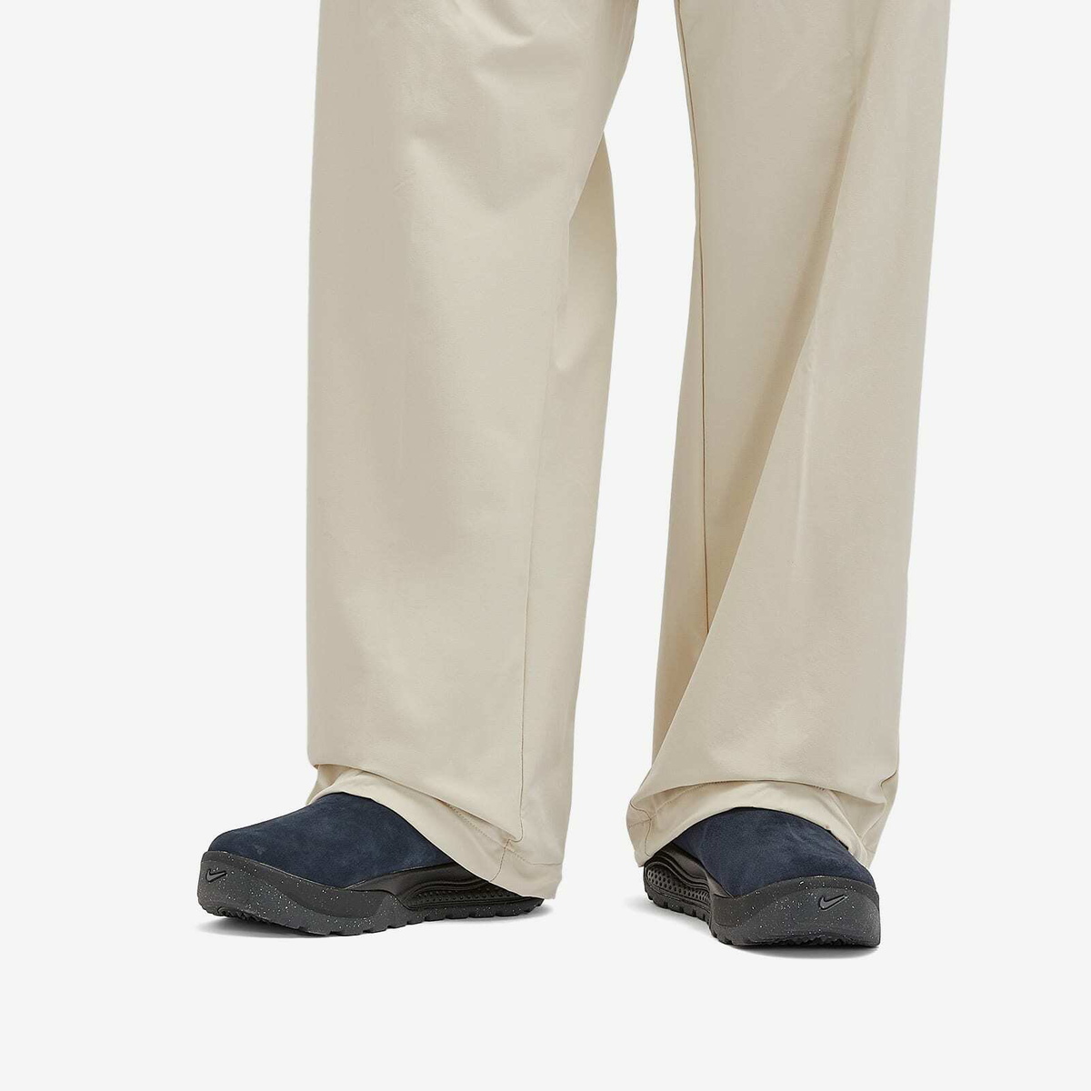 Nike ACG Rufus Sneaker in Dark Obsidian Nike