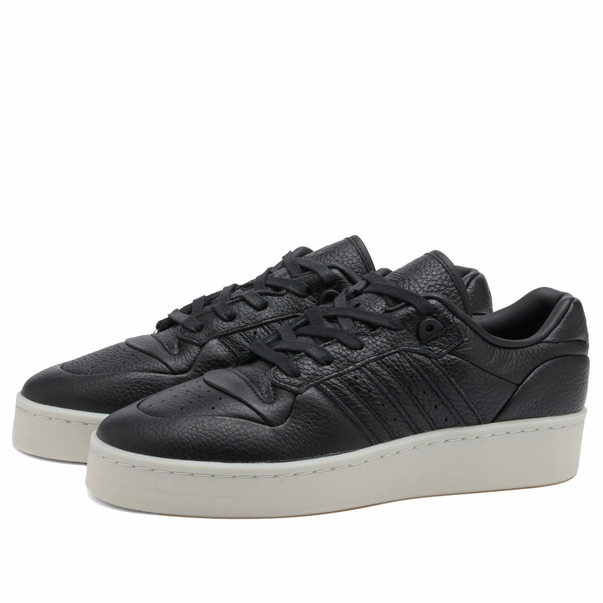 Adidas Rivalry Lux Low in Core Black/Gold adidas