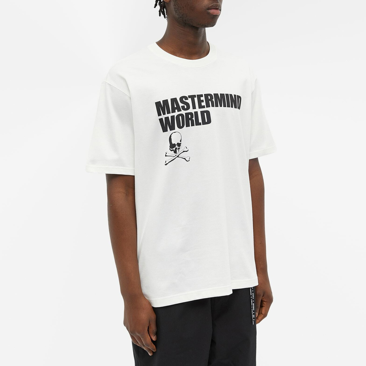 MASTERMIND WORLD Men's Peace T-Shirt in White MASTERMIND WORLD