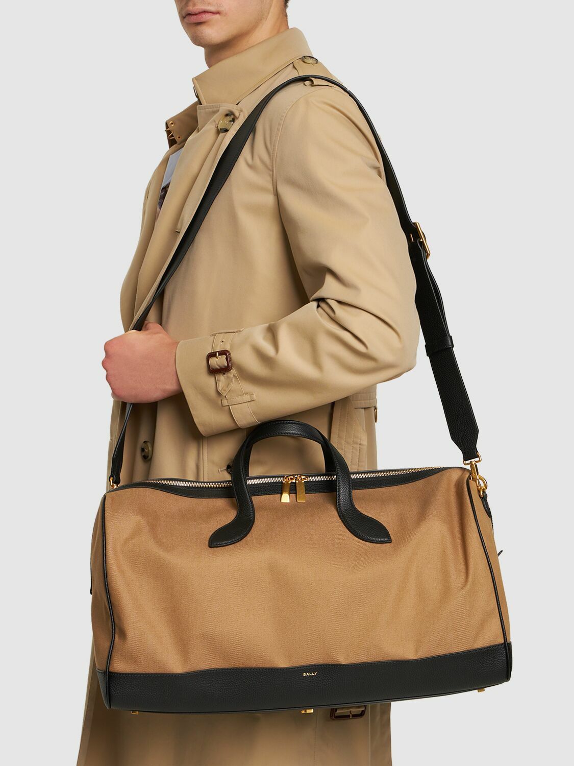 BALLY - 36 H Canvas Duffle Bag Bally