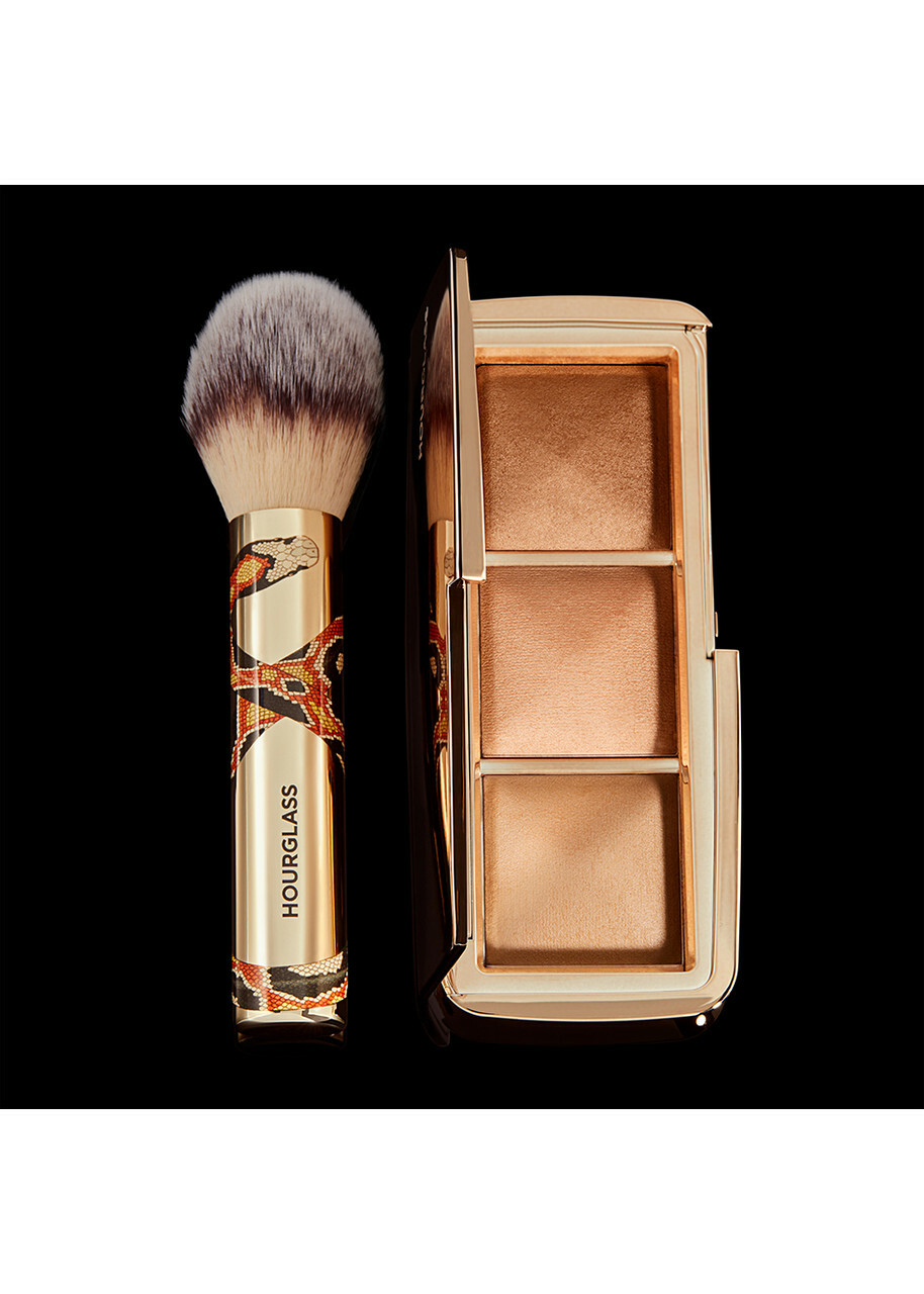 Hourglass Travel Powder Brush Snake HOURGLASS