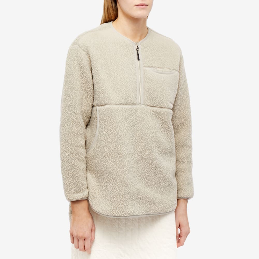 Snow Peak Women's Thermal Boa Fleece Pullover in Beige Snow Peak