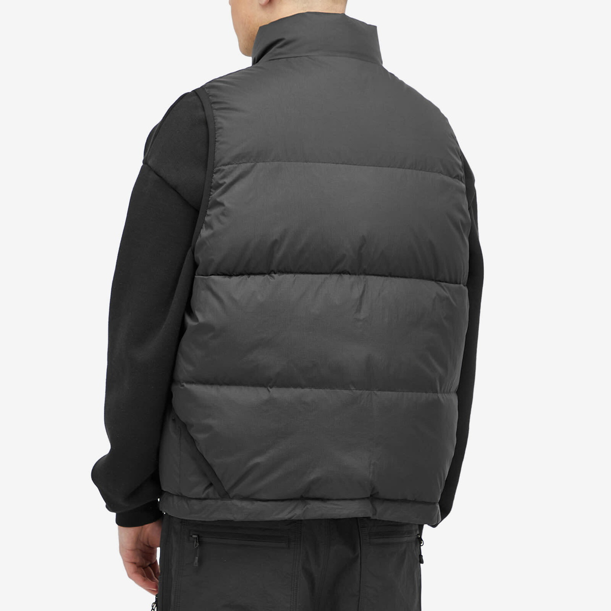 DAIWA Men's Tech Alpine Down Vest in Black DAIWA