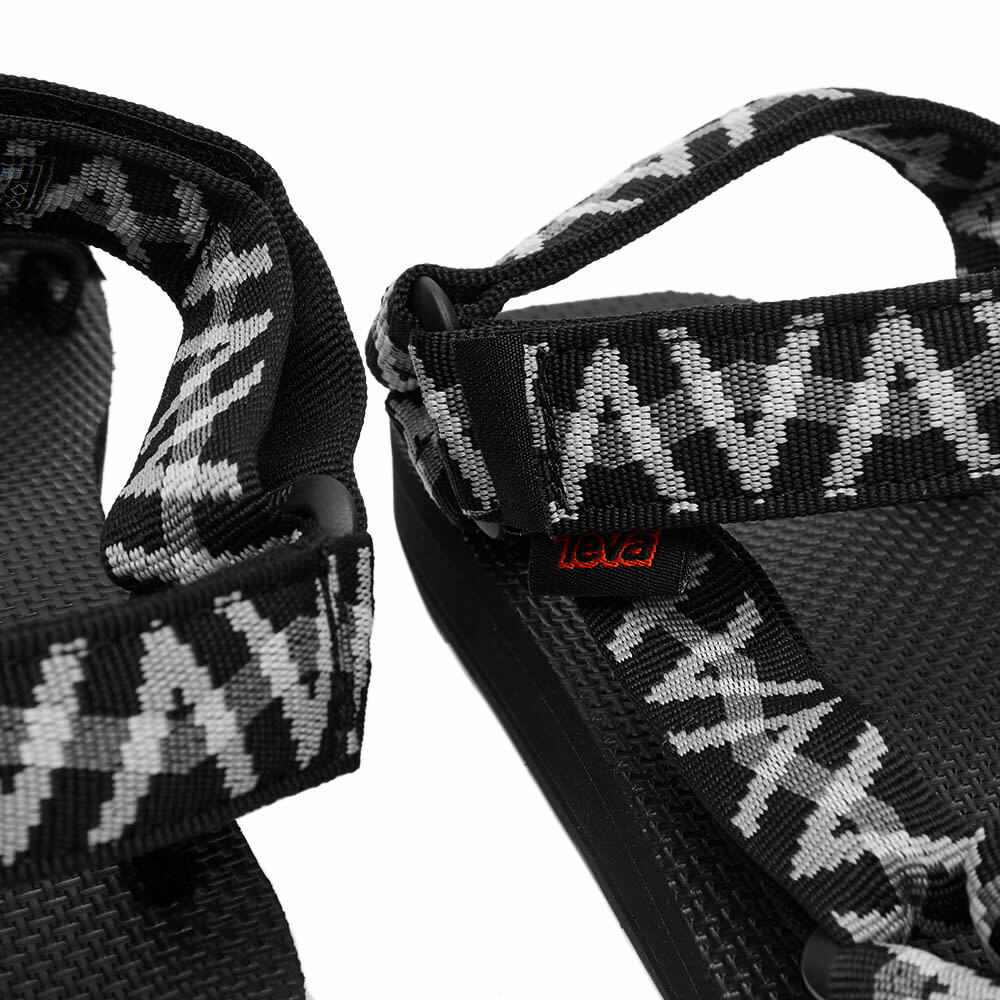 Teva Men's Original Universal in Light Show Black/Grey Teva