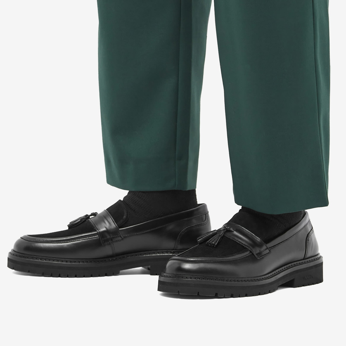 Vinnys Men's VINNY's Richee Tassel Loafer in Black Crust Leather/Suede ...