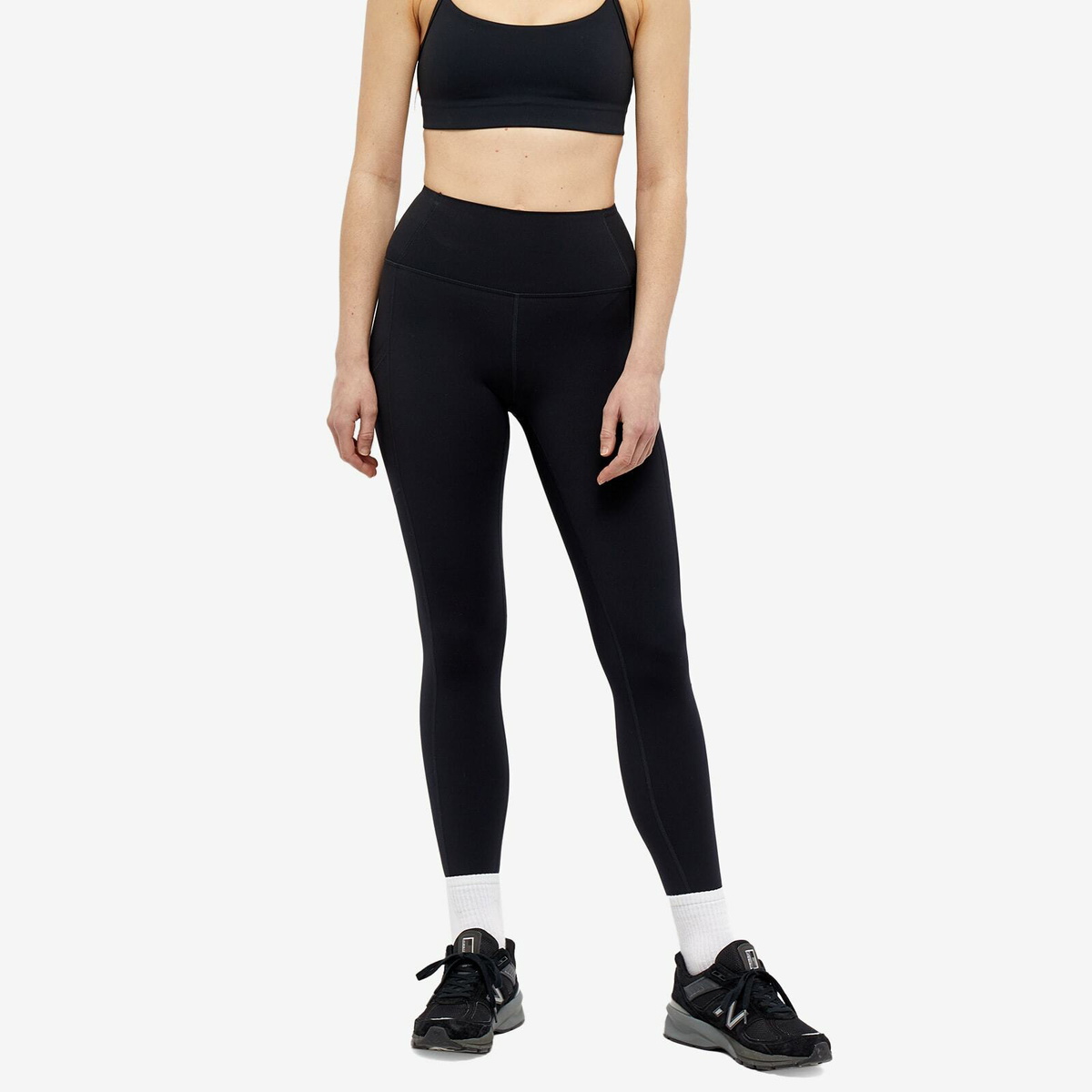 Stylerunner Women's Element 7 Eighth Tights in Onyx Stylerunner
