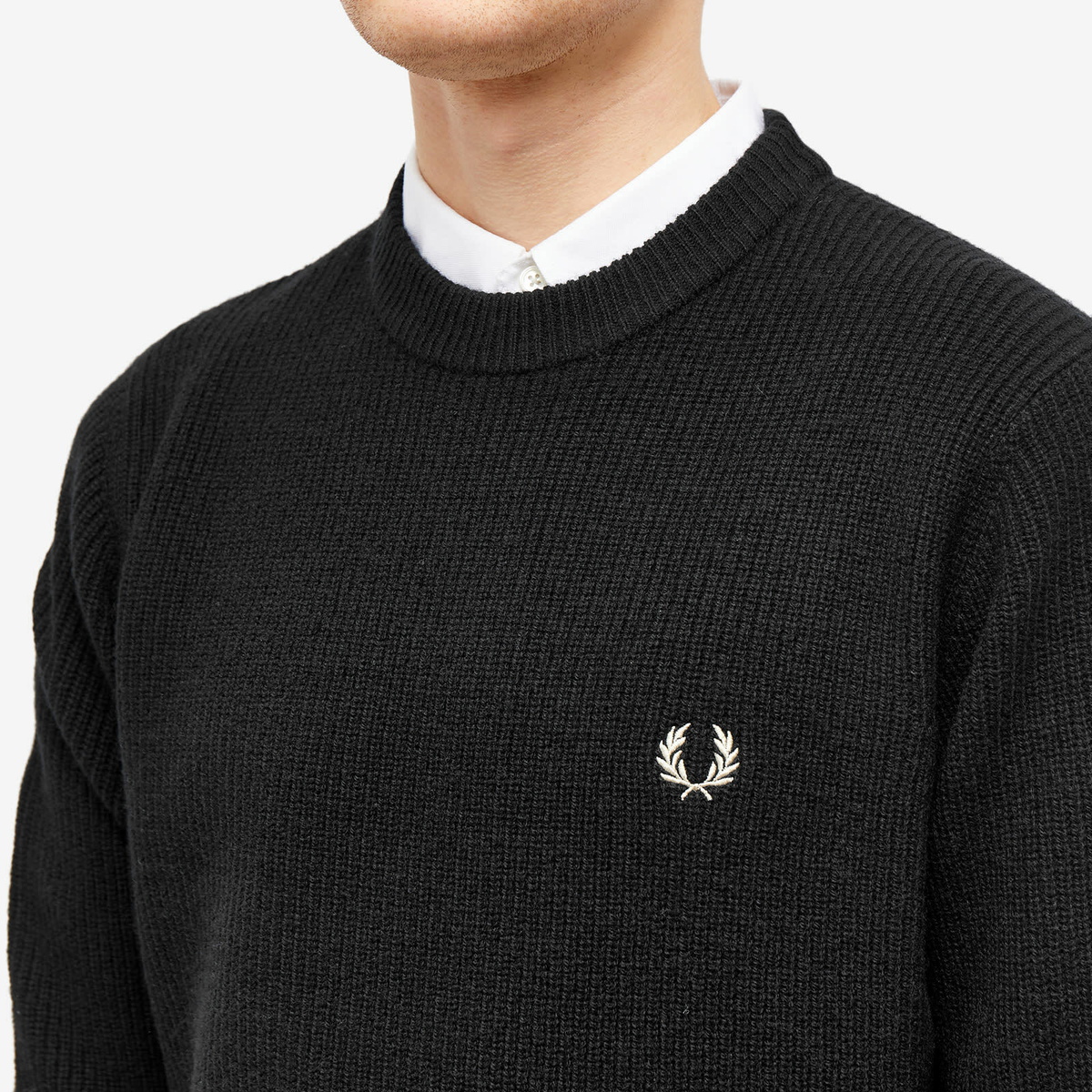 Fred Perry Men's Textured Lambswool Jumper in Black Fred Perry