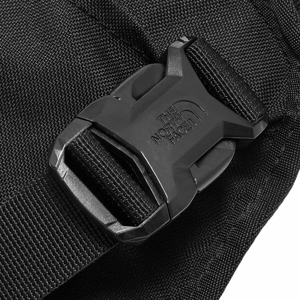 The North Face Women's Bozer Cross Body Bag in TNF Black The North Face