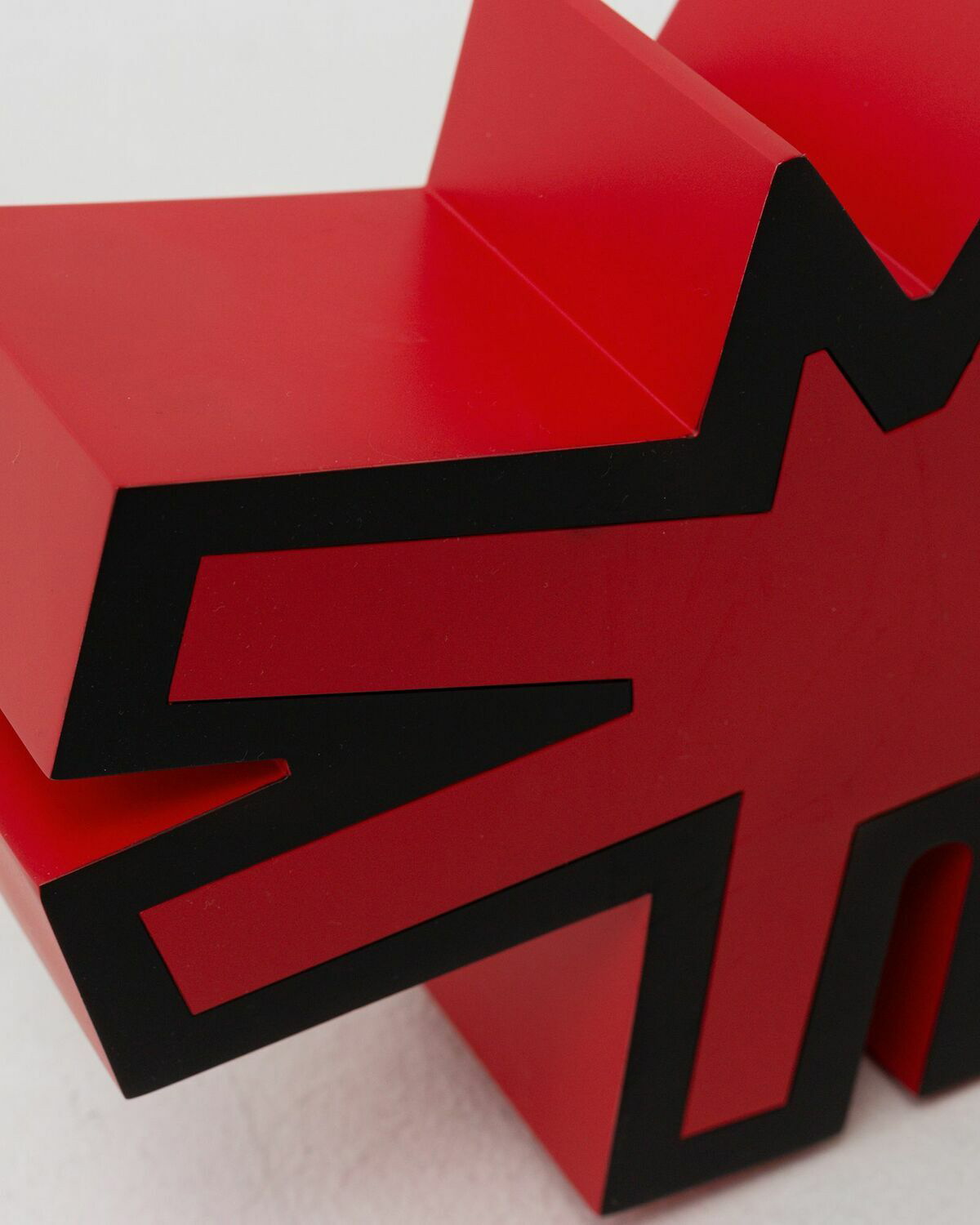 Medicom Keith Haring Barking Dog Statue Original Black|Red Toys Medicom