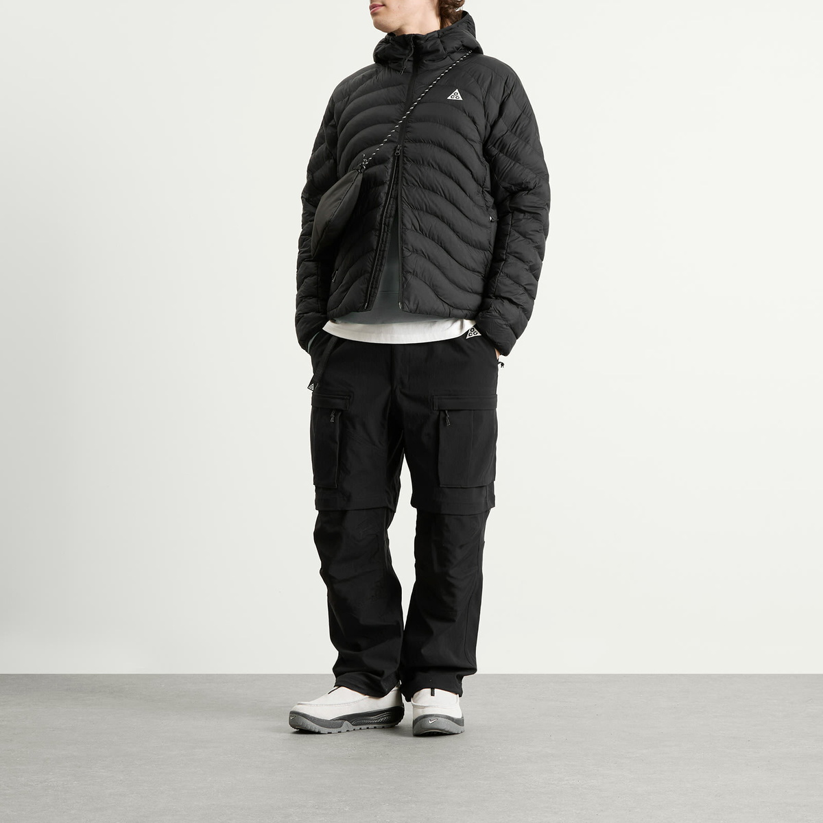 Nike Men's ACG Lava Flow Jacket in Black/Summit White Nike