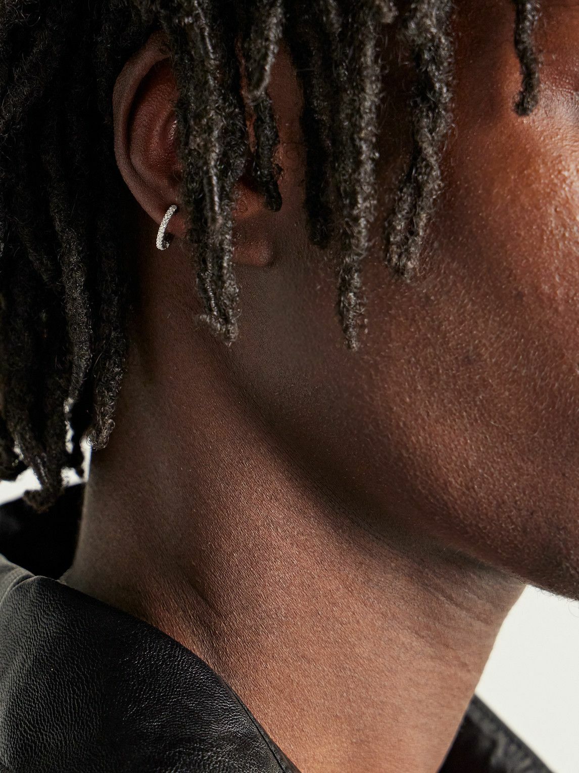 MARIA TASH - Eternity 8mm White Gold Diamond Ear Cuff Maria Tash