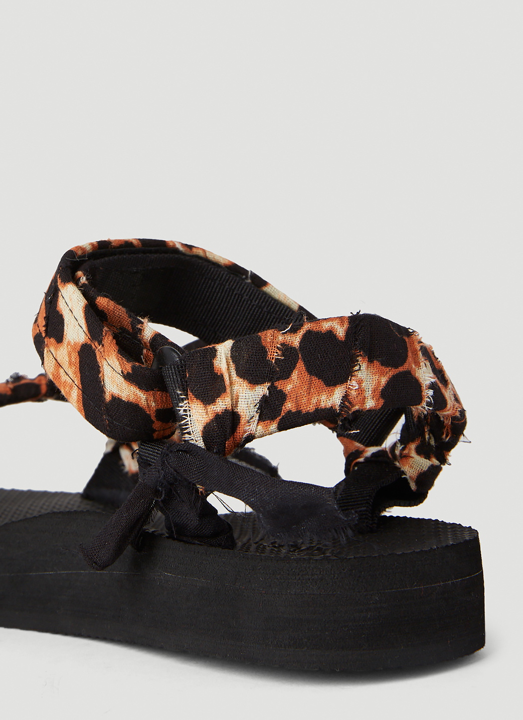 Arizona Love Leopard Trekky Sandals Arizona Love