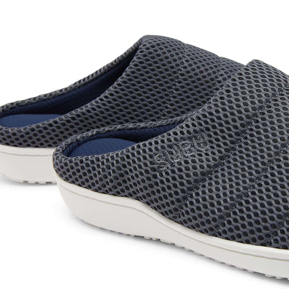 SUBU Light in Charcoal SUBU