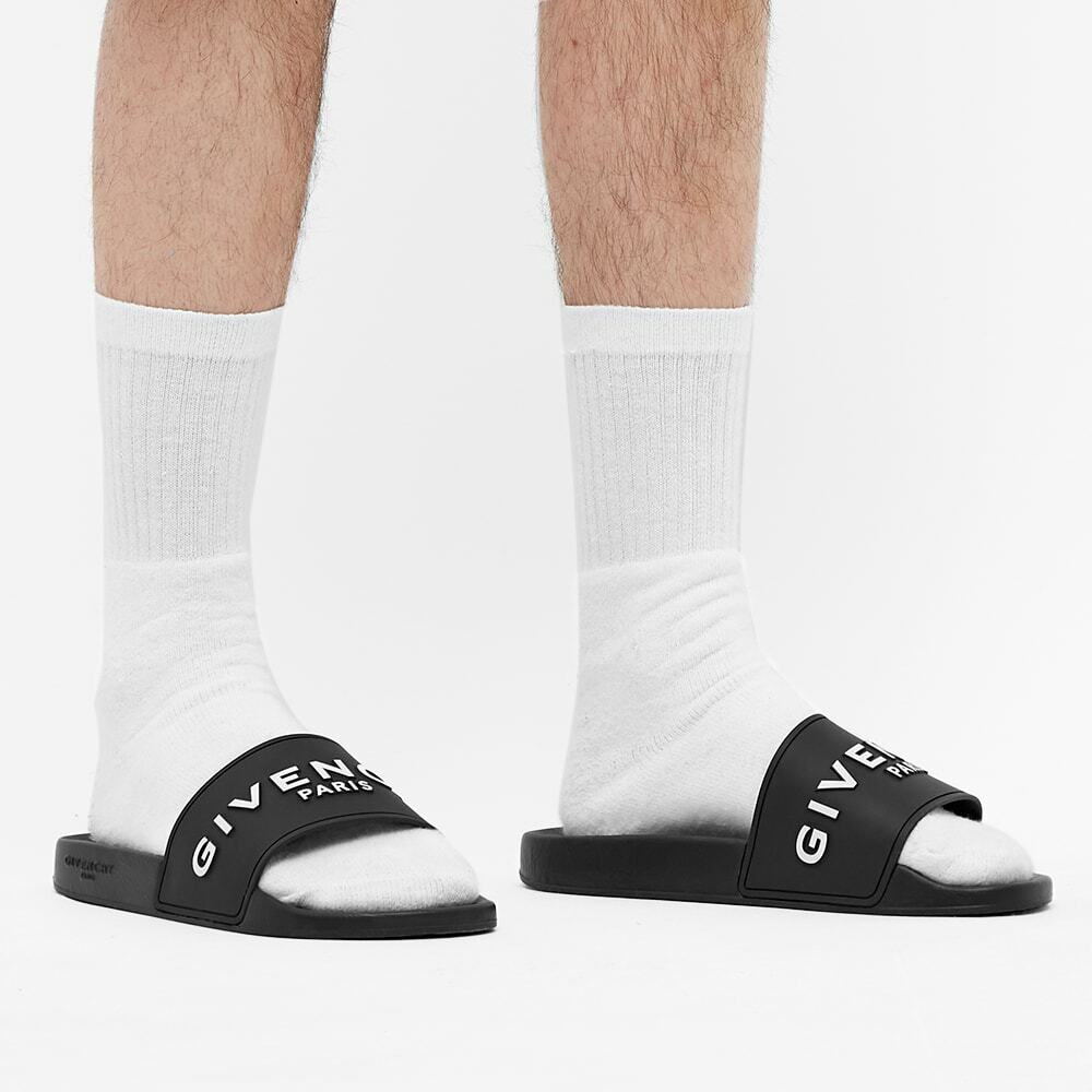 Givenchy Men's Logo Slide in Black/White Givenchy