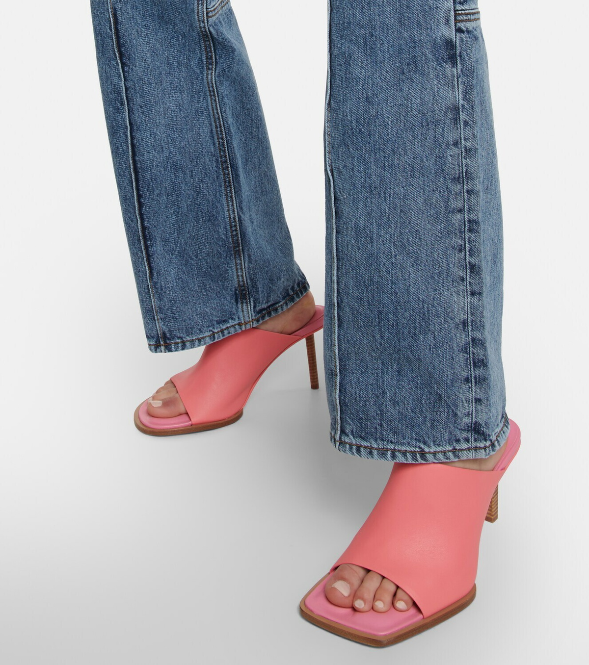 Jacquemus - Les Mules Rond Carré leather pumps Jacquemus