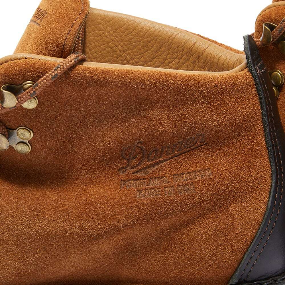 Danner Men's Mountain Light Boot in Wallowa Danner