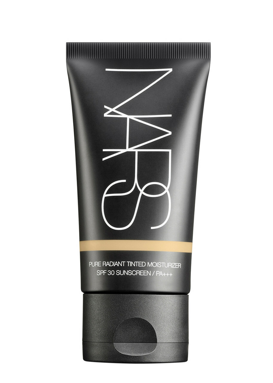 Nars Pure Radiant Tinted Moisturiser SPF30 - Terre- Neuve NARS