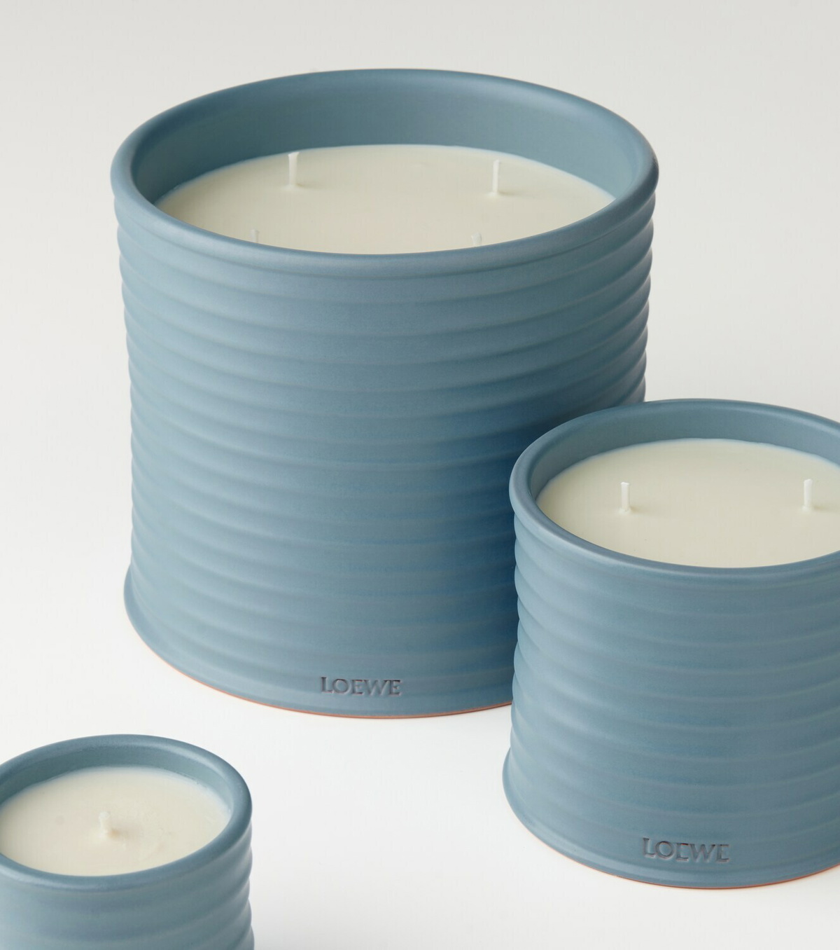 Loewe Home Scents Cypress Balls Small scented candle Loewe