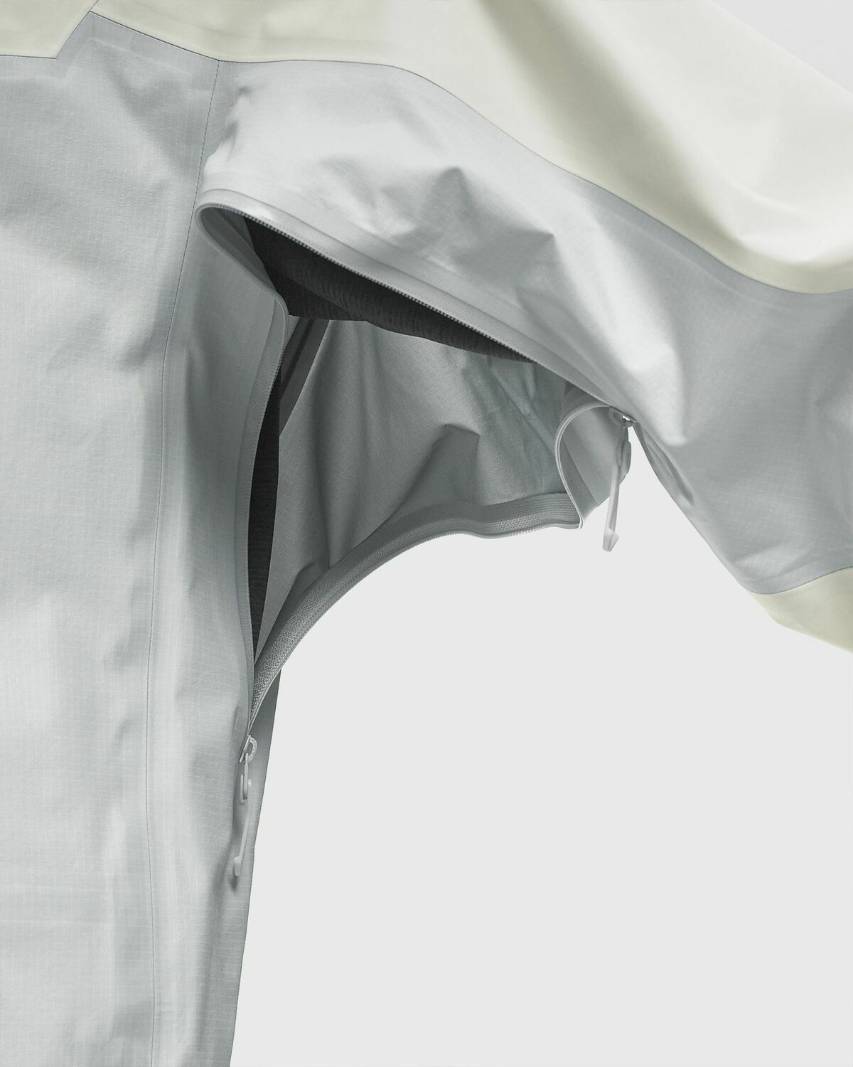 Arc´Teryx Alpha Jacket M White Shell Jackets Arc'teryx