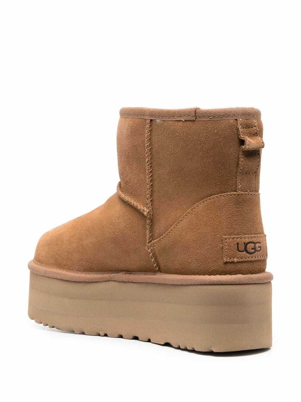 UGG AUSTRALIA - Classic Mini Platform Boots Ugg