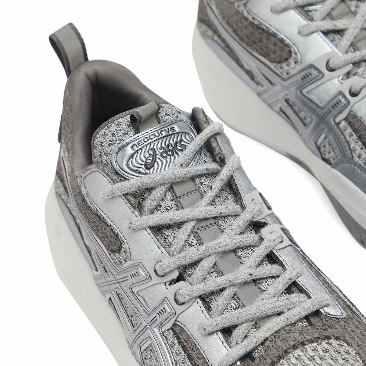 Asics Men's Neocurve in Grey ASICS