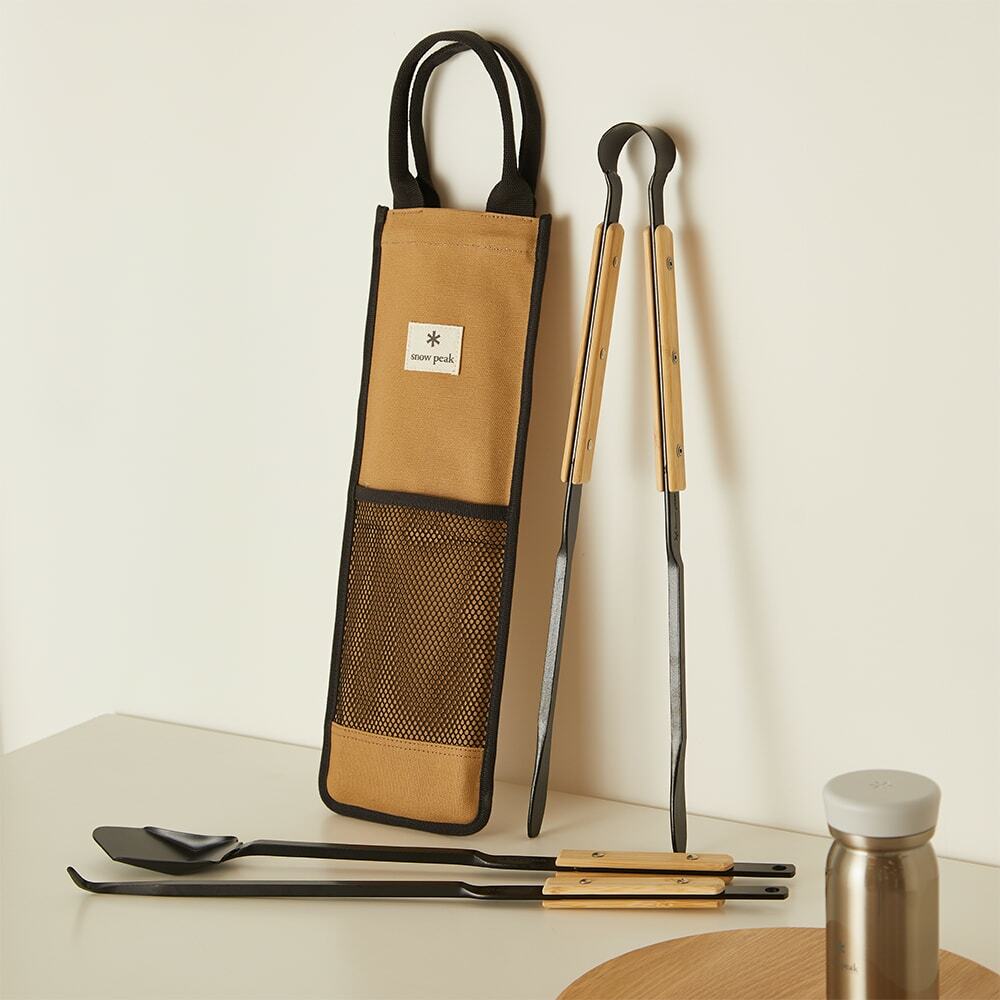 Snow Peak Fire Tool Set Pro in Black Snow Peak