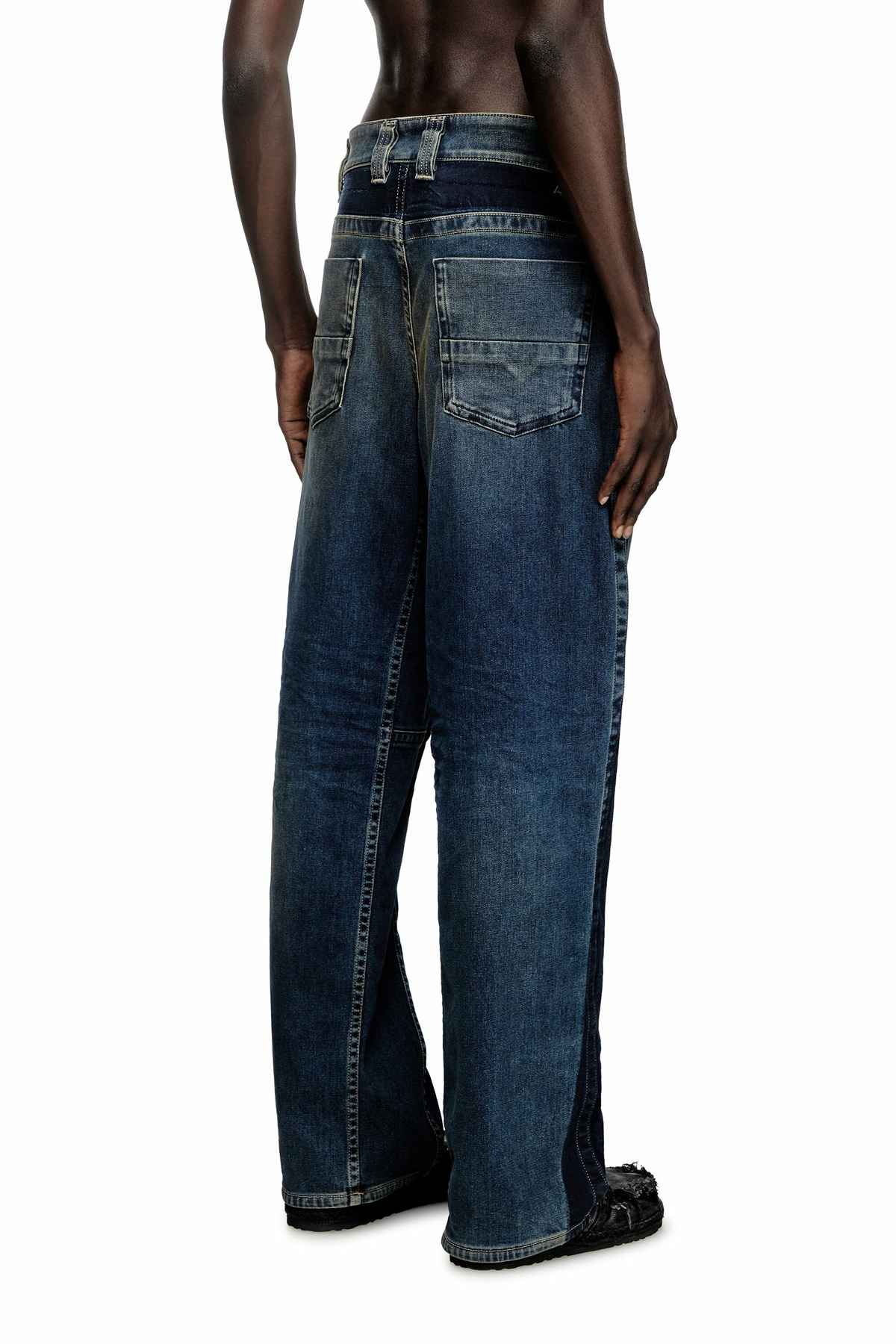 Diesel Relaxed Jeans - 2001 D-Macro - Jeans Mens in Blue Diesel