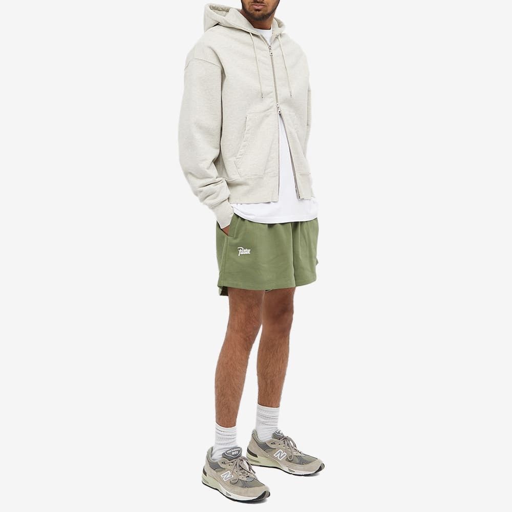 Patta Basic Sweat Short in Olivine Patta