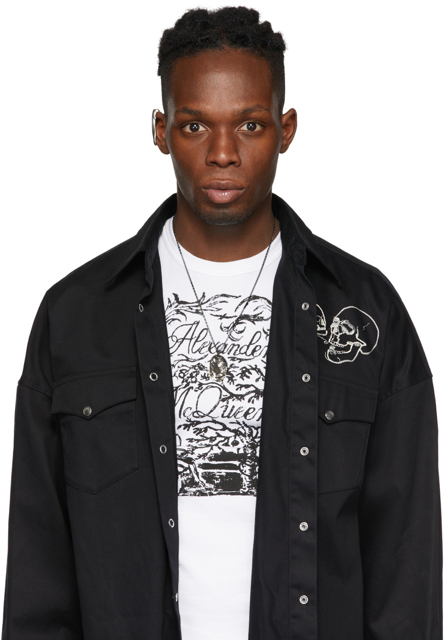 Alexander McQueen Silver Oyster Shell Pendant Necklace Alexander McQueen