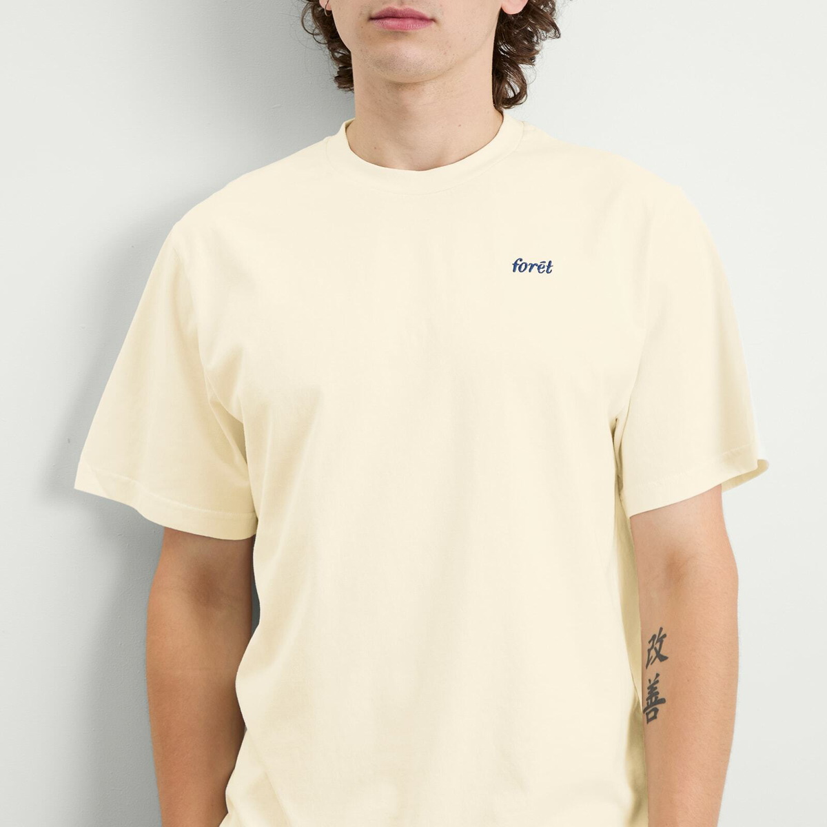 Foret Men's Fin T-Shirt in Cloud Foret