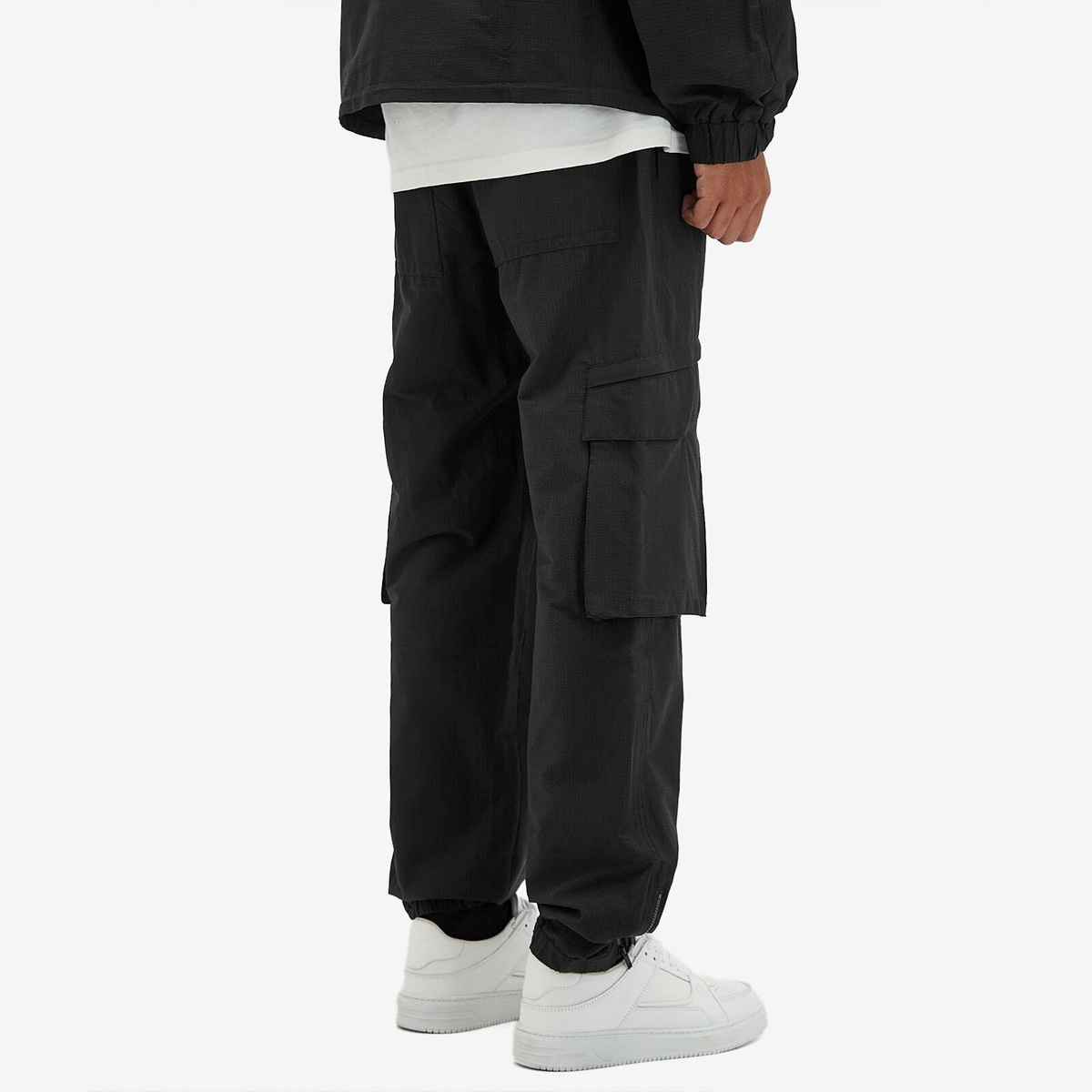 Represent Men's Tech Cargo Pant in Jet Black Represent