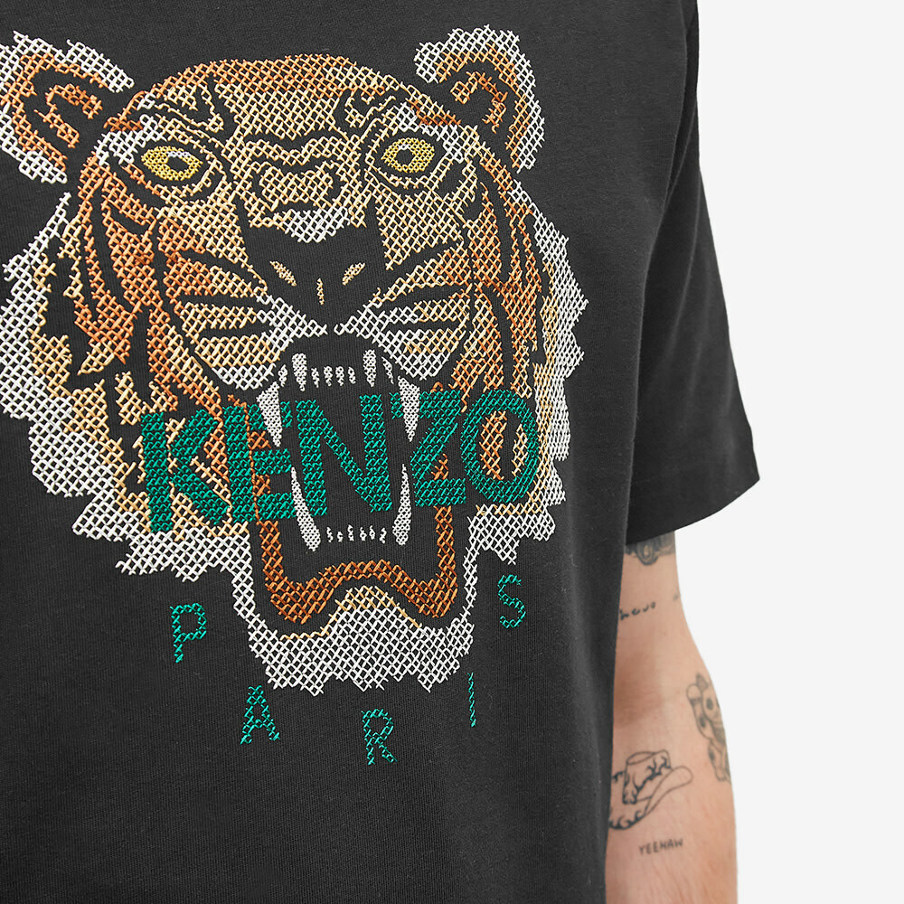 Kenzo Men's Embroidered Seasonal Tiger Relaxed T-Shirt in Black Kenzo