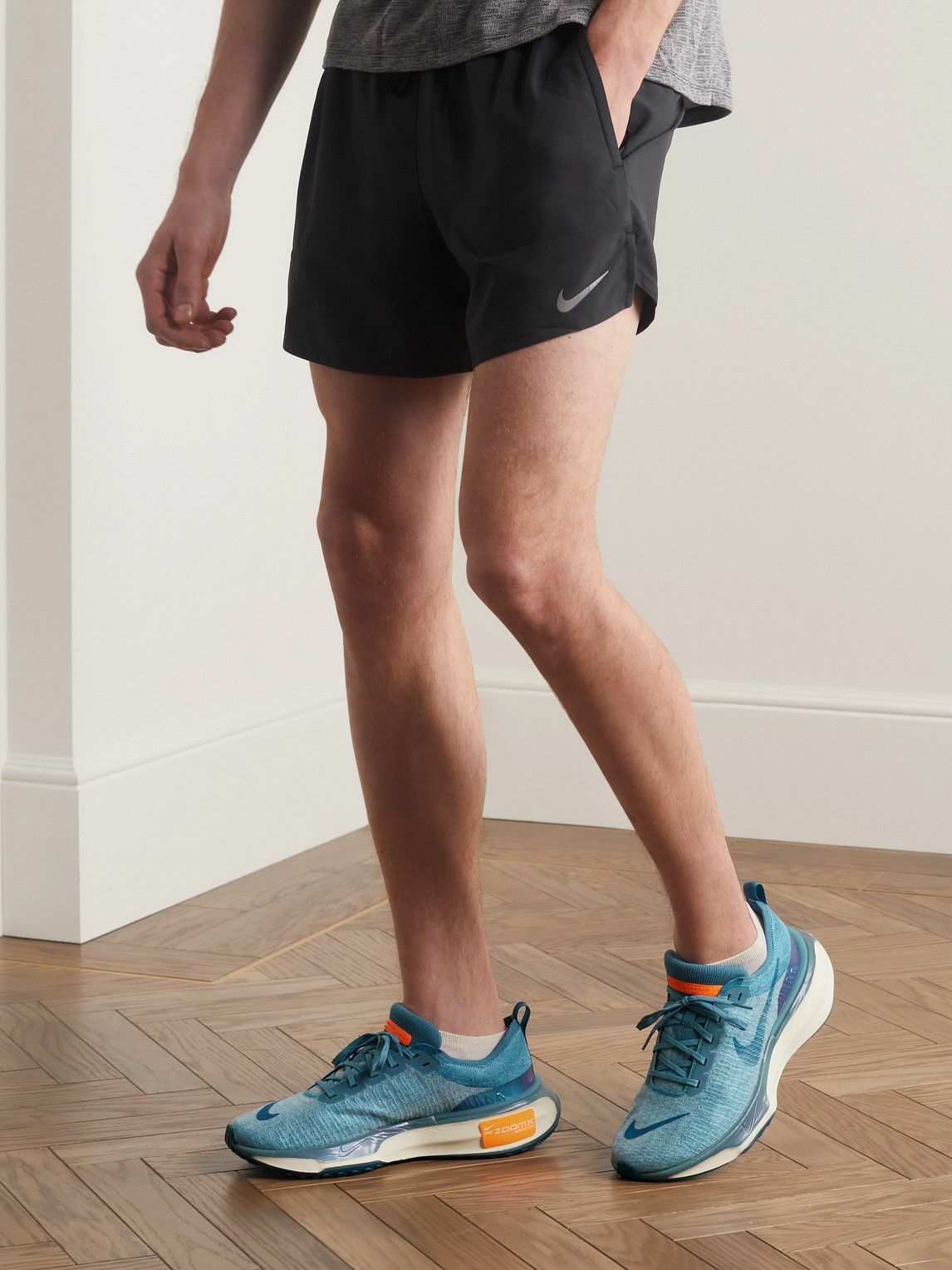 Nike Running - ZoomX Invincible 3 Flyknit Running Sneakers - Blue Nike ...