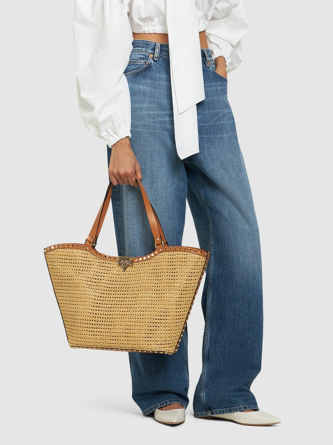 VALENTINO GARAVANI Rockstud Raffia Effect Tote Bag Valentino Garavani