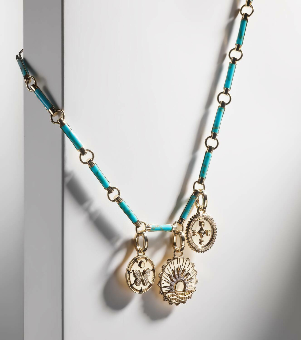 FoundRae New Beginnings 18kt gold necklace with diamonds Foundrae