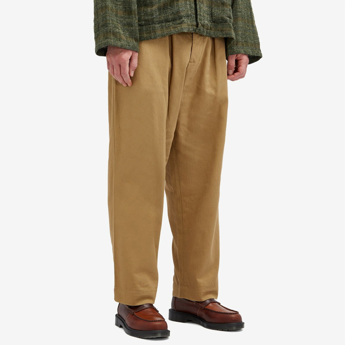 Universal Works Men's Twill Pleated Oxford Pants in Khaki Universal Works