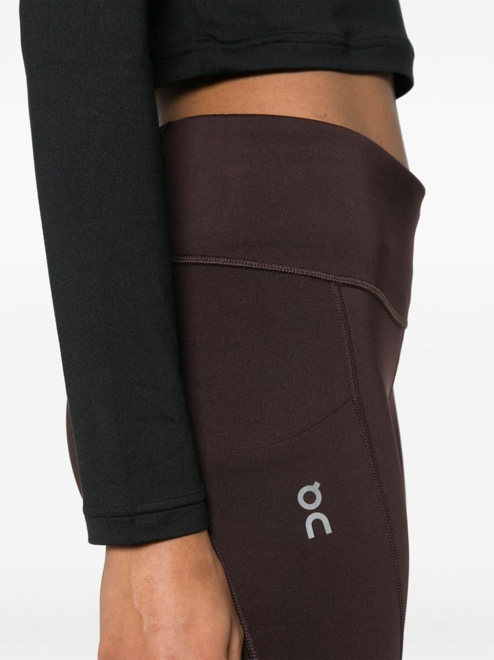 On Running Performance Leggings On